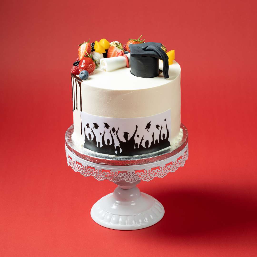 Golden Floral Graduation Cake | Cakes & Bakes